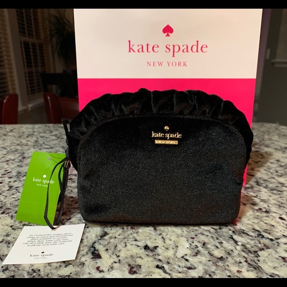kate spade | Bags | Nwt Authentic Kate Spade Mini Velvet Makeup Bag ...